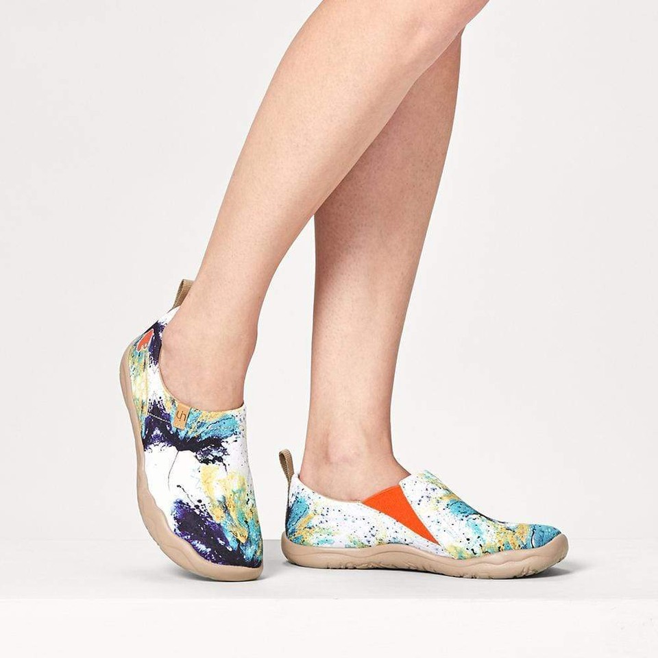 Women's Size NWT UIN Slip On Shoes Canvas Comfortable Loafers "Sound of ...