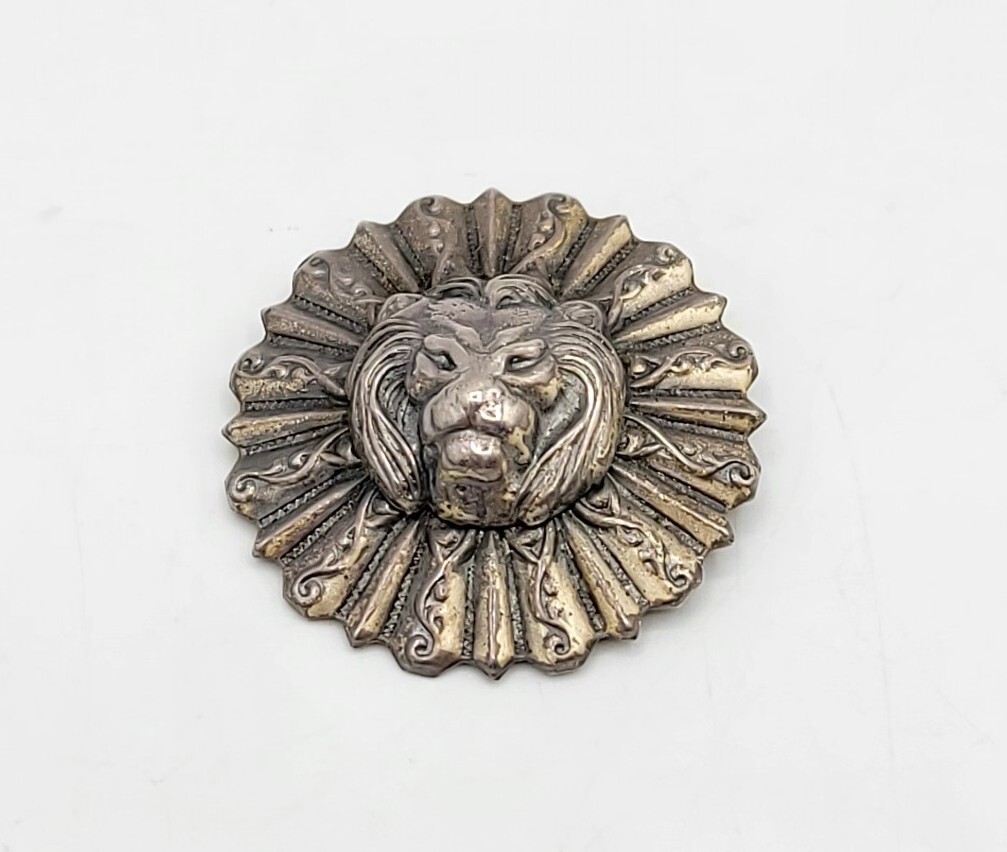 Vtg Lion Head Pin Brooch Sterling Silver Raised 3D Em… - Gem