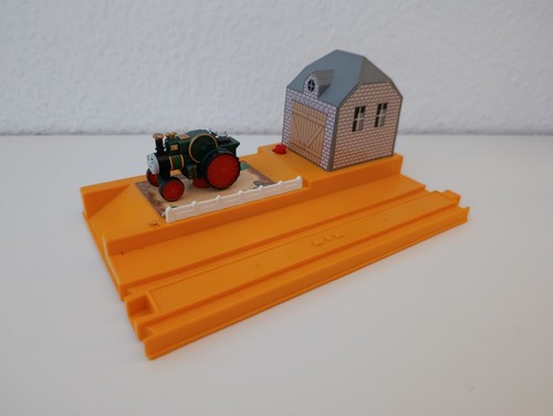 Thomas and Friends TOMY Plarail Talking Trevor and Garage Destination ...