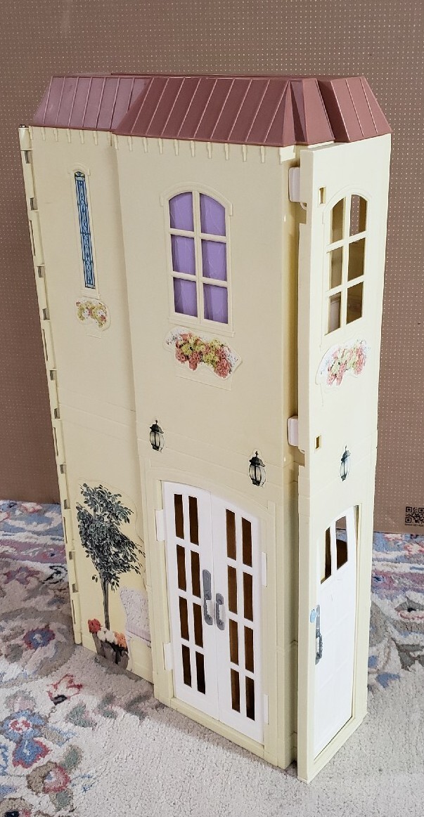 Happy Family Barbie House