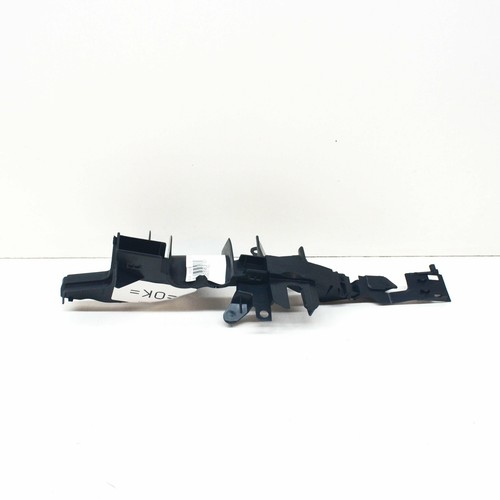 MB C W205 FRONT RIGHT LOWER AIR DUCT COWL SEAL A2058311801 17-19 NO ...