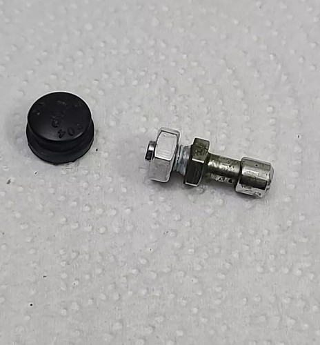 4 QT PRESTO MODEL 0121002 PRESSURE COOKER POT Vent Stem Rubber Safety ...