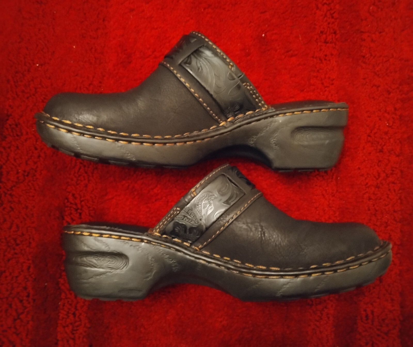 boc clogs size 9 in great condition. Brown Leather. Only worn at home ...