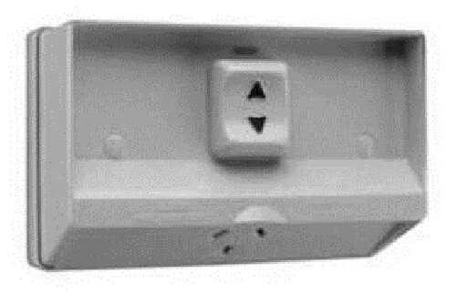 Clipsal WEATHERPROOF SINGLE SWITCHED SOCKET 10A 250V 3-Pin, Flush Mount ...