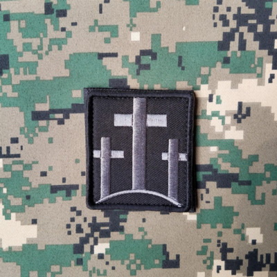 CHRISTIAN CROSS USA U.S. ARMY MILITARIA BADGE EMBROIDERED HOOK PATCH ...