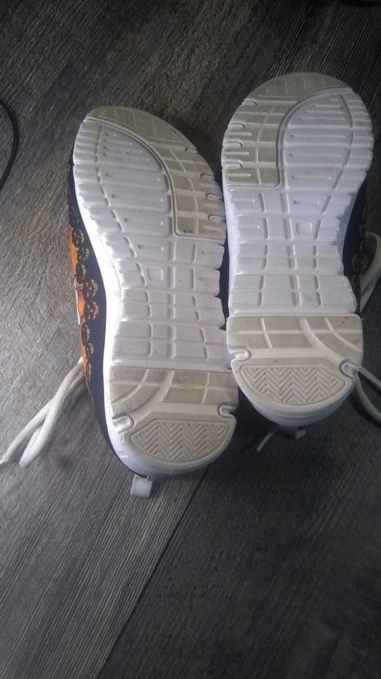 Boo Boo Crew Nurse Shoes Womens Orange Size 9 band aid heart ...