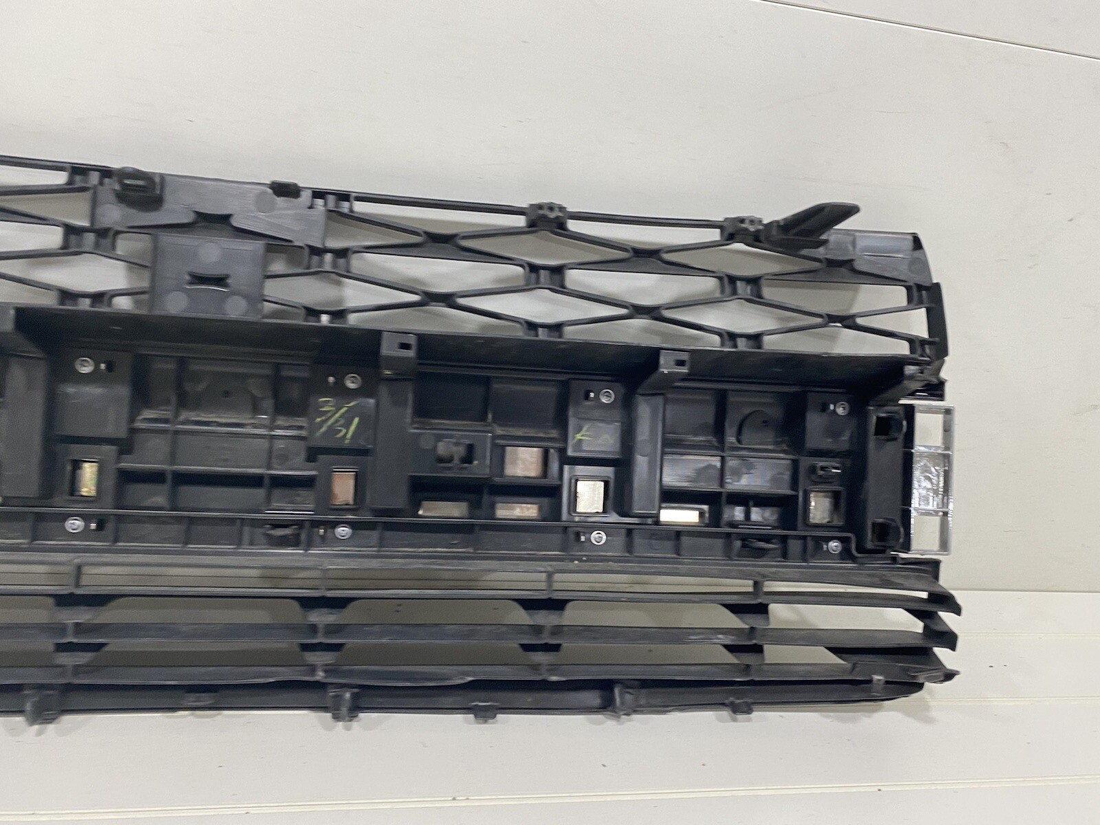 2014 - 2018 Toyota 4Runner Front Lower Bumper Chrome Grille 52701-35010 ...