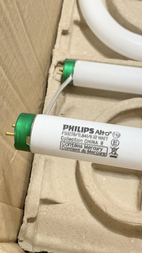 8 x Philips 379024 32W U Bent Cool White 4100K FB32T8 TL841 6 Alto ...