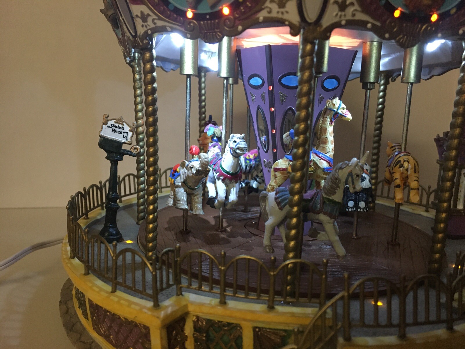 Lemax Belmont Carousel 2004 Village Collection Animated Lighted Orig ...