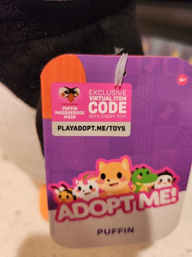 SERIES 4 Adopt Me! PUFFIN Mask Collector Pet PENGUIN Roblox 2024 Code ...