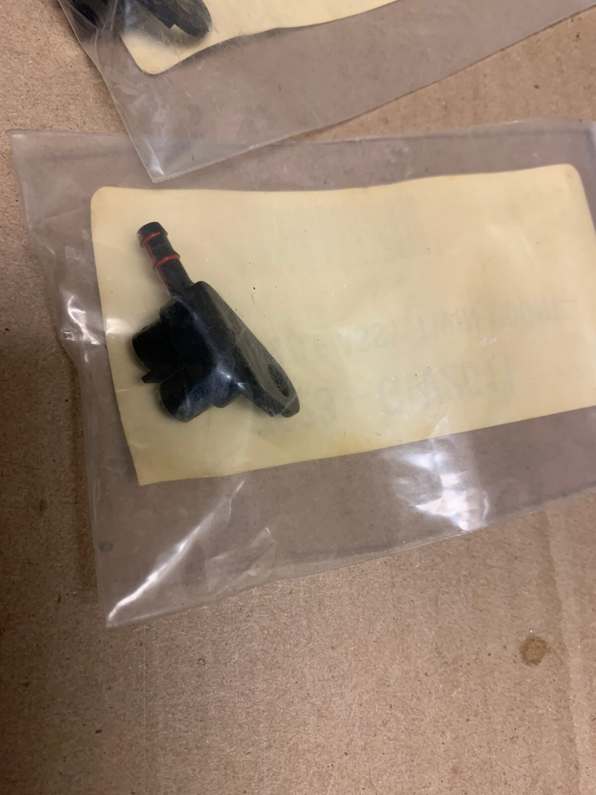 ONE GENUINE MACKX NOZZLE ASSEMBLY TWIN MOUNT 7623-GW2611 | eBay