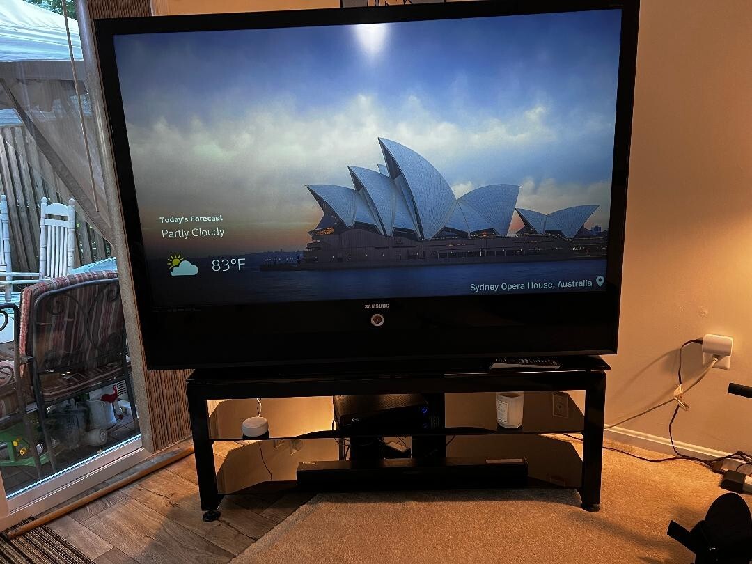 Samsung Projection TV 71" Widescreen DLP HDTV with 1080p Resolution | eBay
