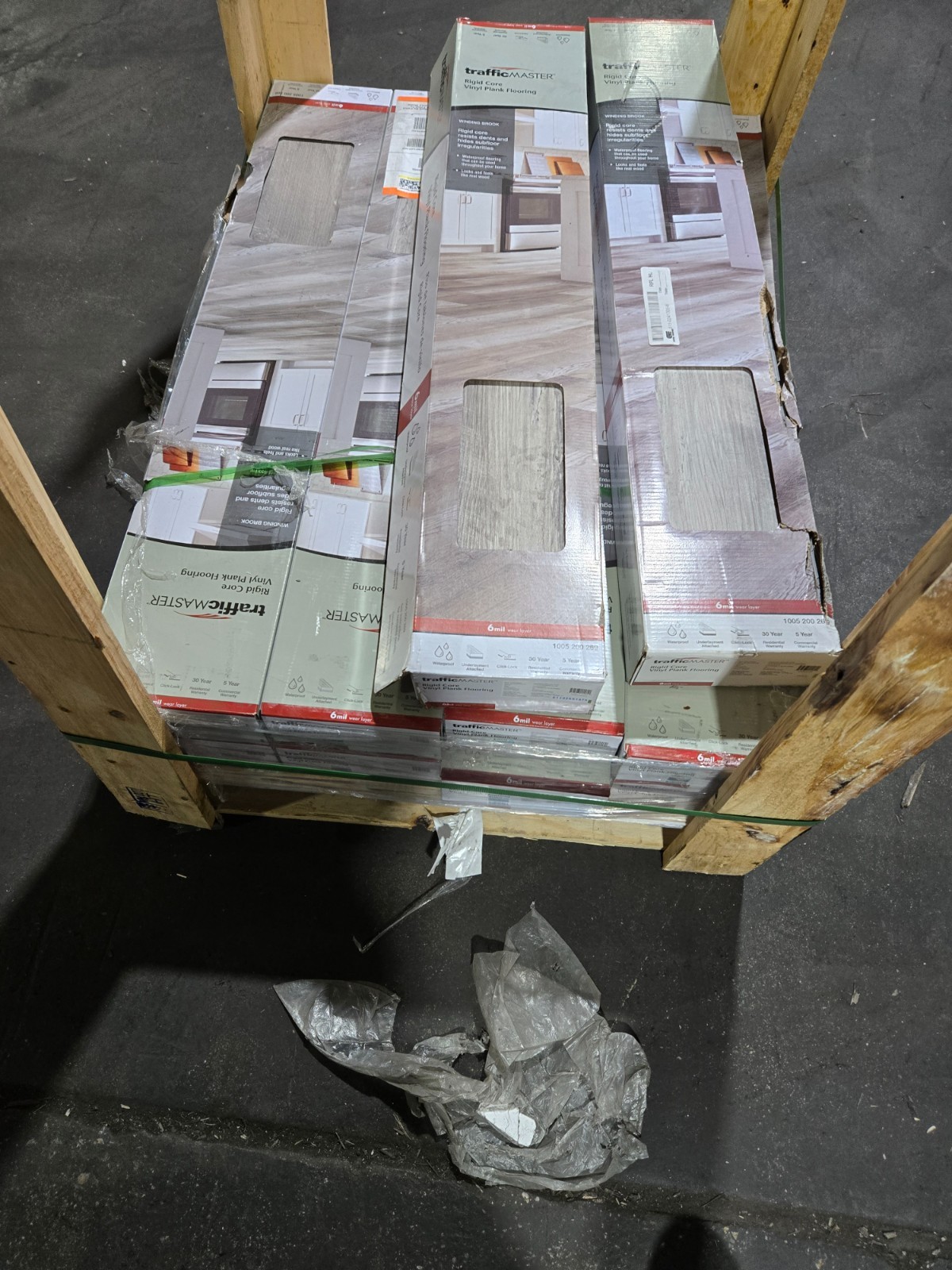 TrafficMaster Flooring Winding Brook 6 MIL 6in x 36in Click Lock - 10 ...