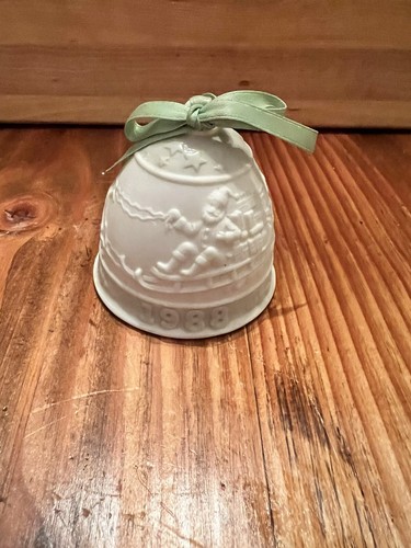 1988 Lladro 2nd Annual Porcelain Christmas Bell #5525 Santa Sleigh ...