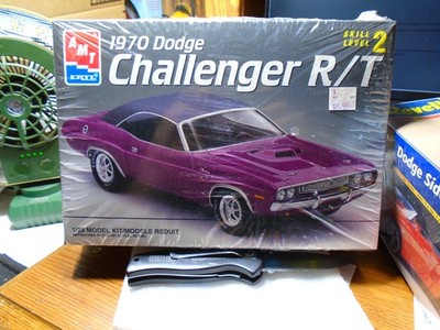 AMT Ertl 1/25th Scale Model Kit Sealed 1970 Dodge Challenger R/T | eBay