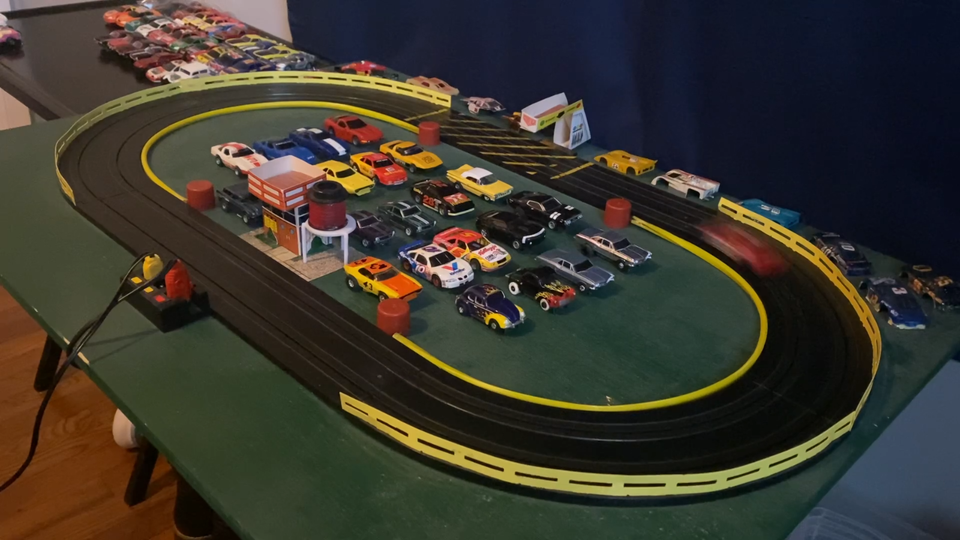 AFX/TOMY Mega G Chevy Monte Carlo #22 Purple Oval Red NASCAR Slot Car ...