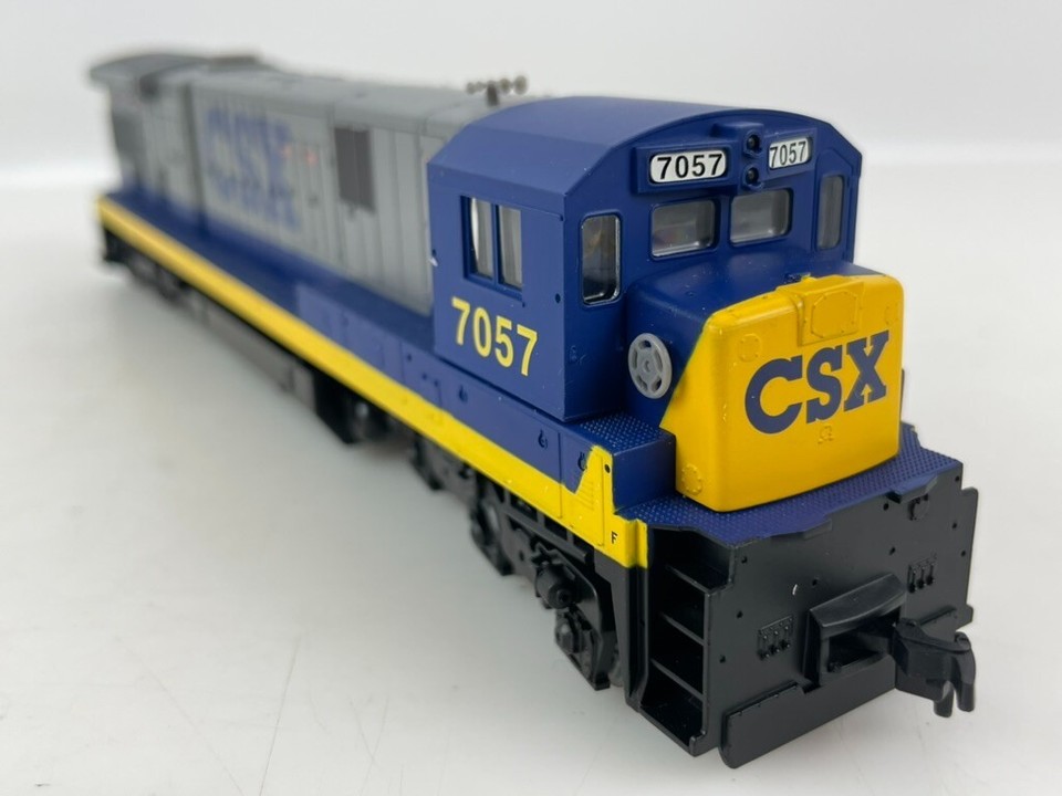 Atlas HO Scale 8613 C30-7 CSX Road #7057 Diesel Locomotive | eBay