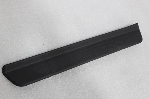 2016 2017 2018 2019 2020 HYUNDAI TUCSON LEFT FRONT DOOR SILL TRIM 85873 ...