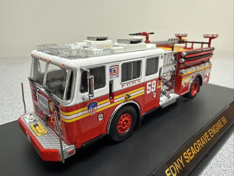 CODE 3 FDNY FIRE ENGINE 59 SEAGRAVE DIECAST 1/64 SCALE 12840 NEW YORK ...