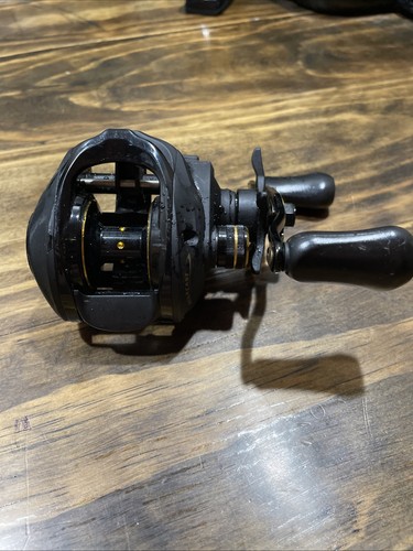 Bait Cast Fishing Reel Right Hand Retrieve 6.6 1 Gears Ratio Bass Bro ...