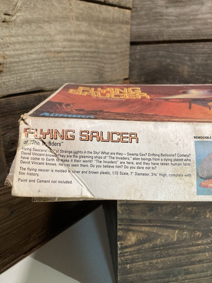 Flying Saucer The Invaders 1975 Model Kit SPACE Aurora MIB Assembled | eBay