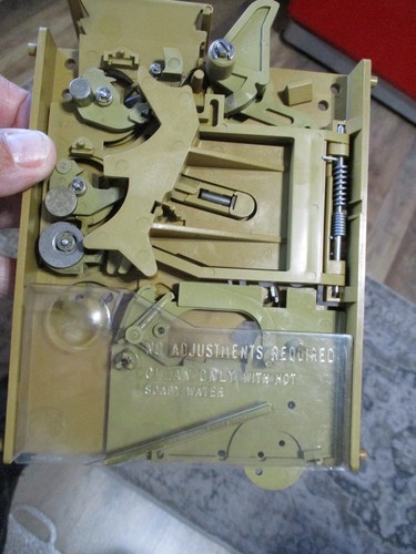 COINCO S75 9800 A B COIN ACCEPTOR 790-7 SODA MACHINES COCA COLA PEPSI ...