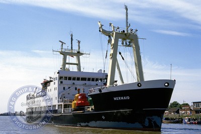 Ship Photo - 1987 Built Trinity House Vessel - MERMAID - 6X4 (10X15 ...