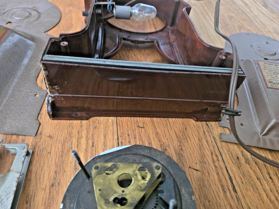 Vintage Mastercrafters Clock Parts Lot Bakelite Housings & Parts | eBay