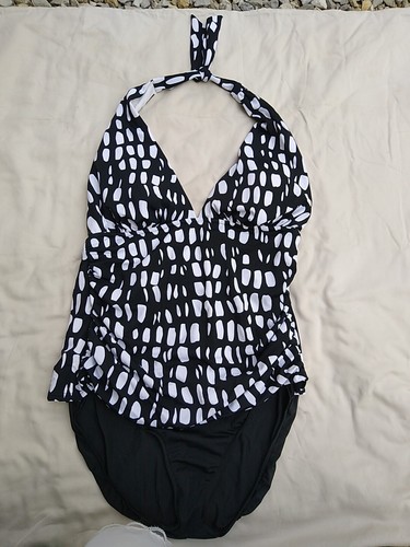 INC International Women Ladies One Piece Swimsuit - Black & White ...