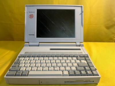 Vintage Toshiba T4600C Laptop UNTESTED Intel i482SL 33MHz 4 MB RAM RD8 ...