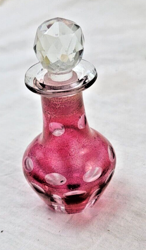 VINTAGE LOT OF POPULAR PERFUMES ETERNITY GUCCI CARTIER & SAMPLES & MUCH ...