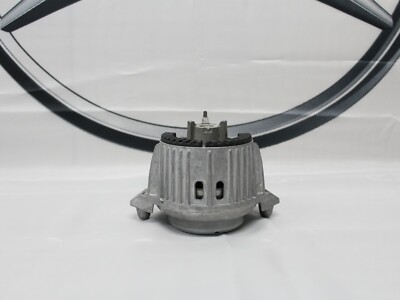 NEW Genuine Mercedes-Benz W212 E-Class LH FRONT Engine Mount ...