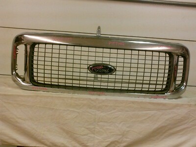 2000-2004 Ford Excursion Radiator Grille w/Emblem | 1C7Z8200AAA ...