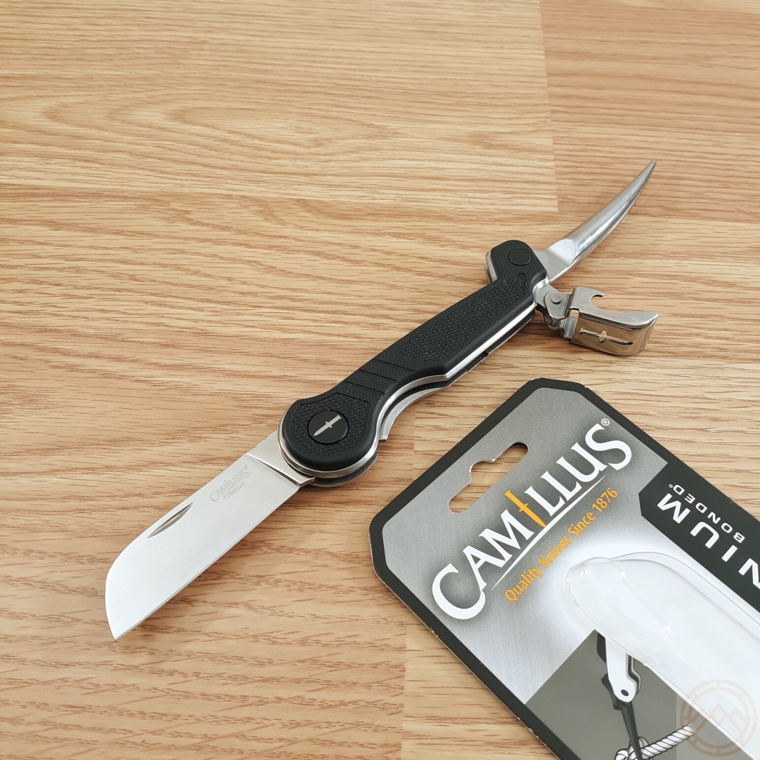 Camillus Marlin Spike 2.0 Linerlock Folding Knife 440 Steel Blade G10 ...