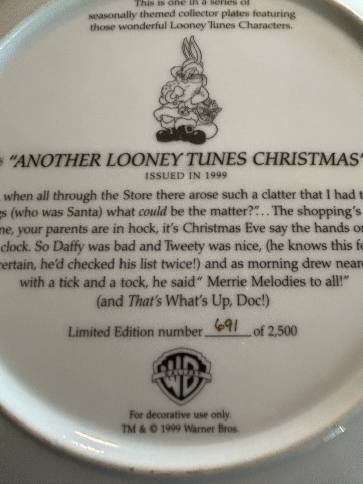 Warner Bros Collective Plates Another Looney Tunes Christmas - New | eBay