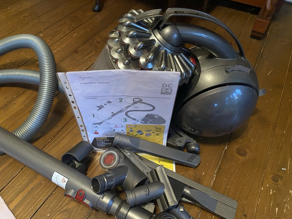 Dyson Cinetic DC54 Animal Cylinder Vacuum Cleaner Used Fully Working ...