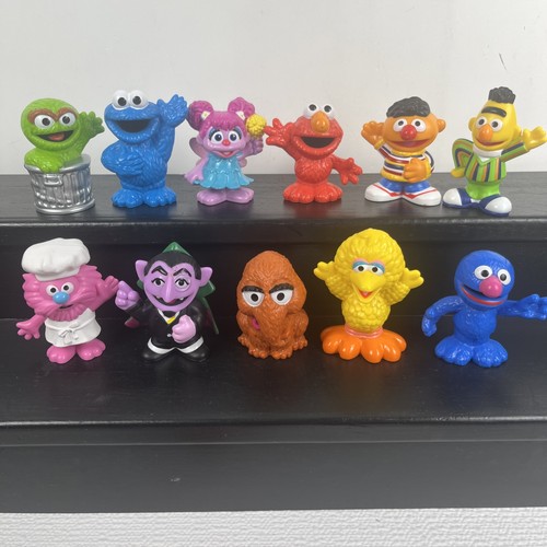11 - Hasbro SESAME STREET WORKSHOP Figures Lot Snuff Chef Abby Count ...