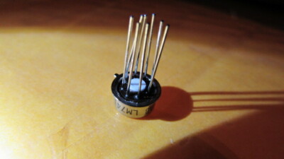 LM741CH National Semi / Analog Devices AD741CH OpAmp Single 8-pin TO-99 ...