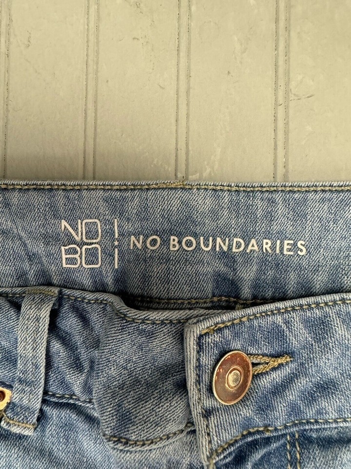 No Boundaries Size 13 Womens Jeans Boot Cut High Rise Light Wash ...