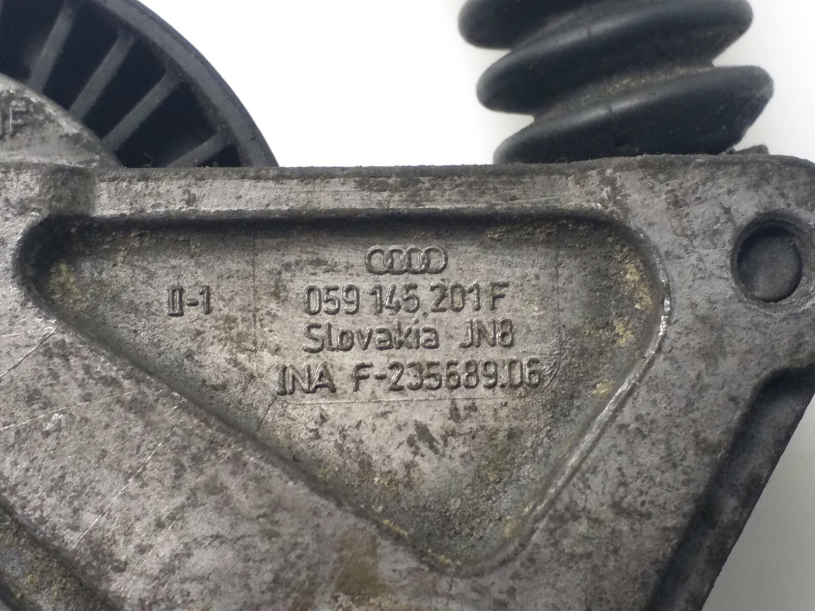 AUDI A4 B8 2007 2016 3.0 TDI AUXILIARY BELT TENSIONER 059145201F | eBay