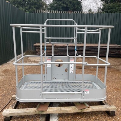 Manitou Mango12 Personnel Basket - PN 52533386 - Slight damage, see ...