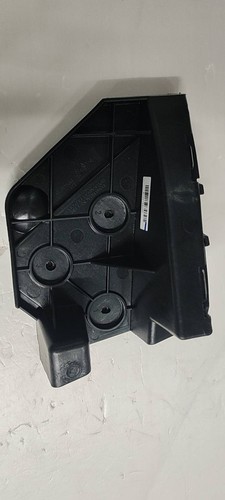 Rear Driver Side Bumper Fascia Tail Lamp Bracket For GM 22933012 | eBay