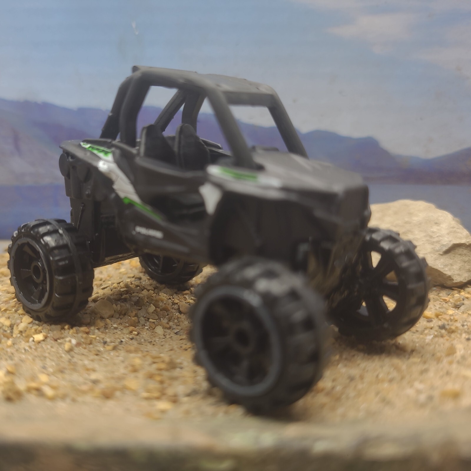 CUSTOM LIFTED POLARIS RZR 1000 XP 4X4 Side by side ERTL FARM 1/64 TURBO ...