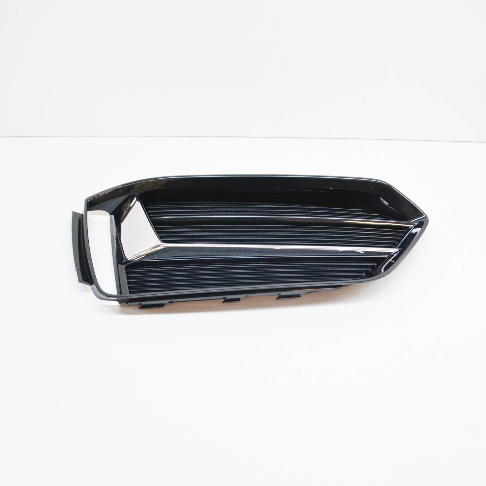 NEW AUDI FRONT AIR GUIDE GRILLE LEFT DARK CHROME HIGH GLOSS ...