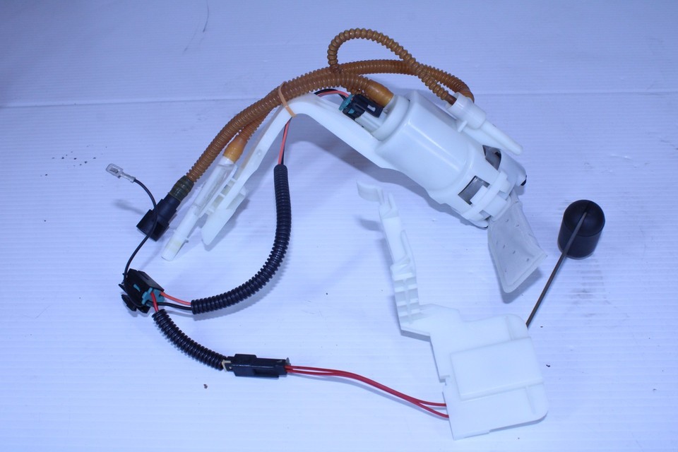 2014 Harley Davidson Ultra Limited Touring OEM Fuel Pump Sending Unit ...