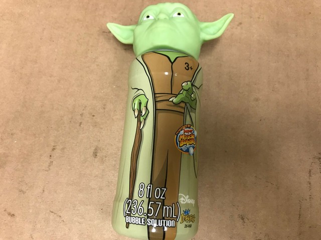 Yoda Disney Star Wars Super Miracle Bubble Outdoor Solution 8 FL Oz. 2b ...