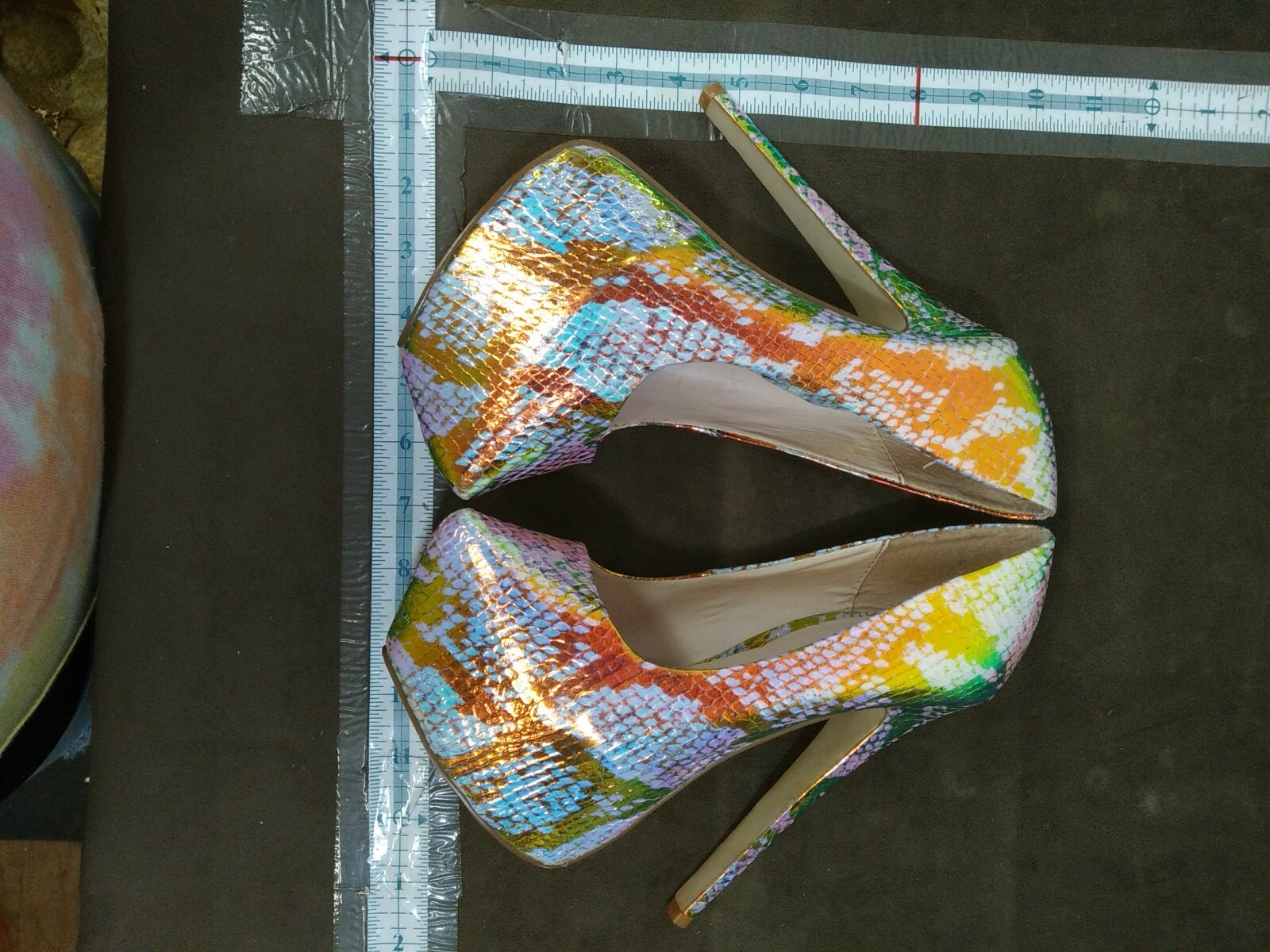 Bertinni Women's Platform stiletto Heels Size 7 holographic snakeskin ...