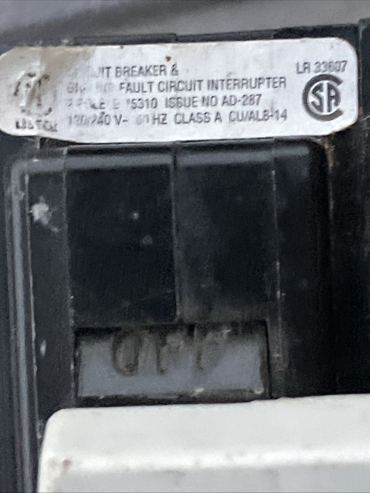 Eaton GFTCB220 Circuit Breaker Ground Fault 2 Pole 30A flaw ...