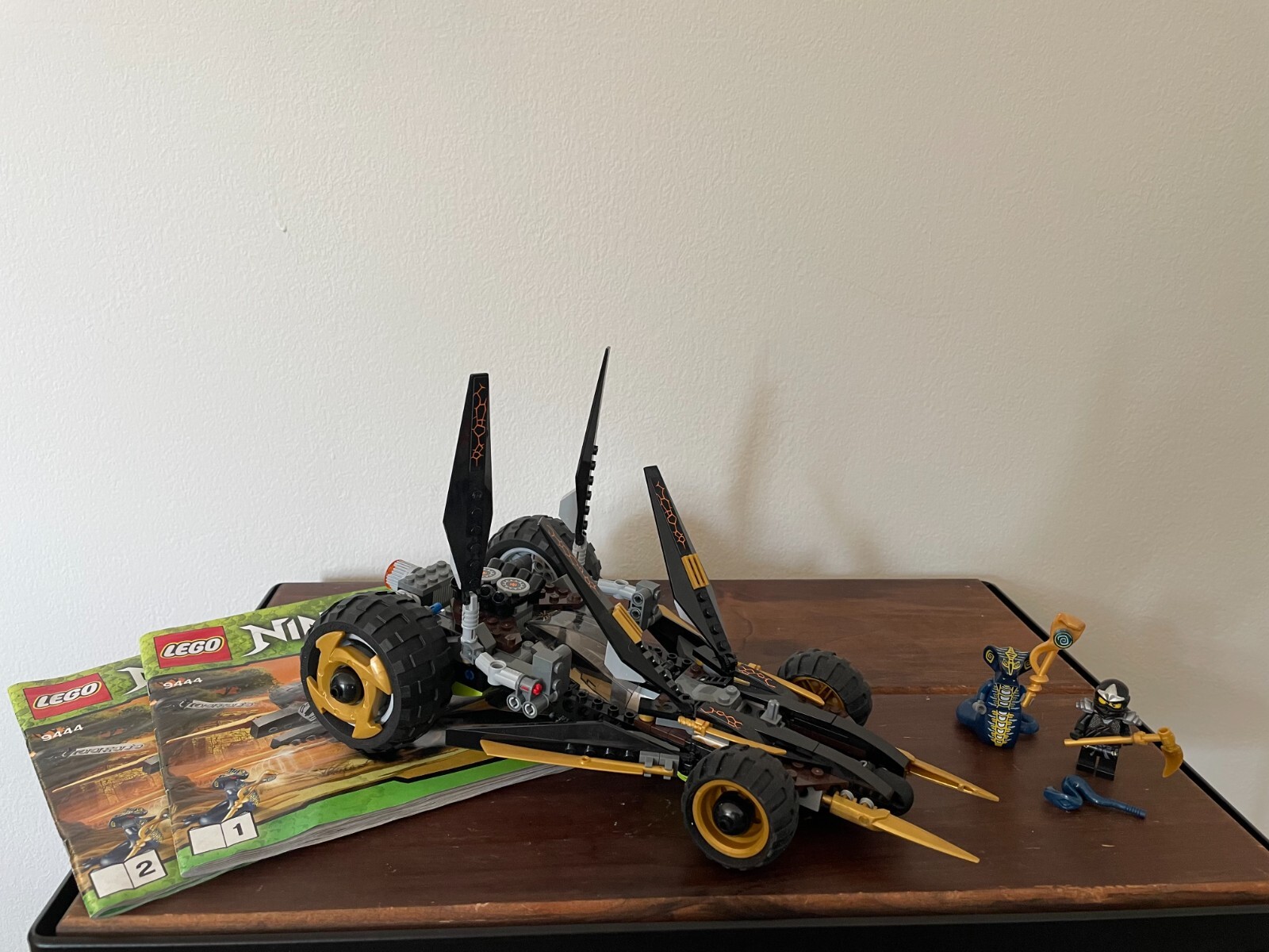USED 100% complete LEGO NINJAGO: Cole's Tread Assault (9444 ...