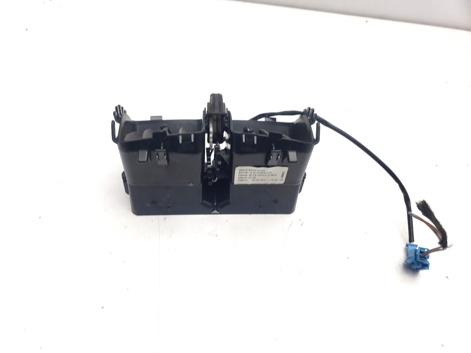 MERCEDES BENZ E CLASS W212 2011 REAR CENTRE CONSOLE AIR VENT GRILL ...